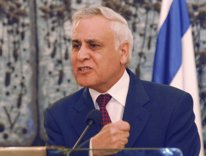 Livni anbefaler fortsatt Katsav-fengsling - Med Israel for fred (MIFF)