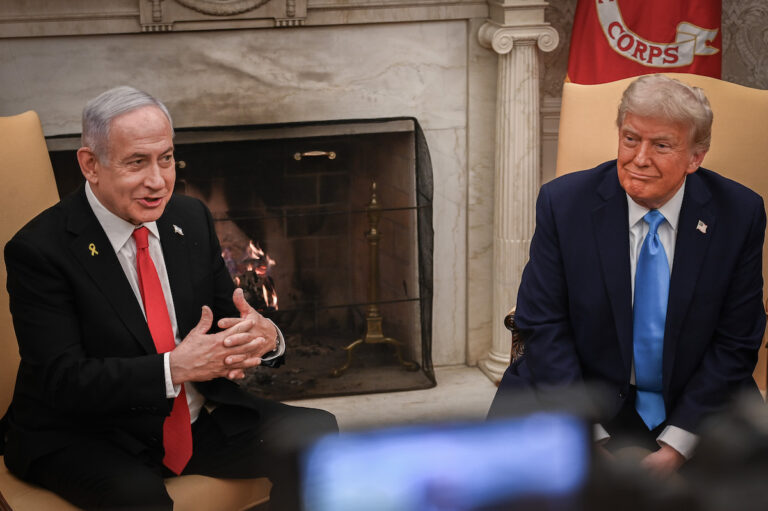 «Trump binder Israels hender i krigen mot Iran» - Med Israel for fred ...